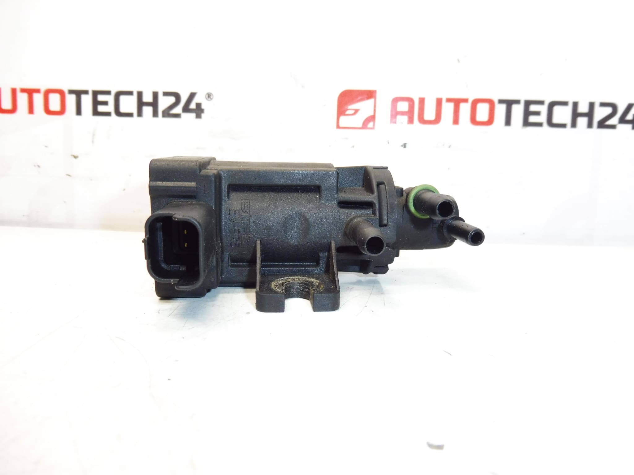 Soupape à vide Citroën Peugeot 9665886280 9801887680 1618KC | CM Pièces ...