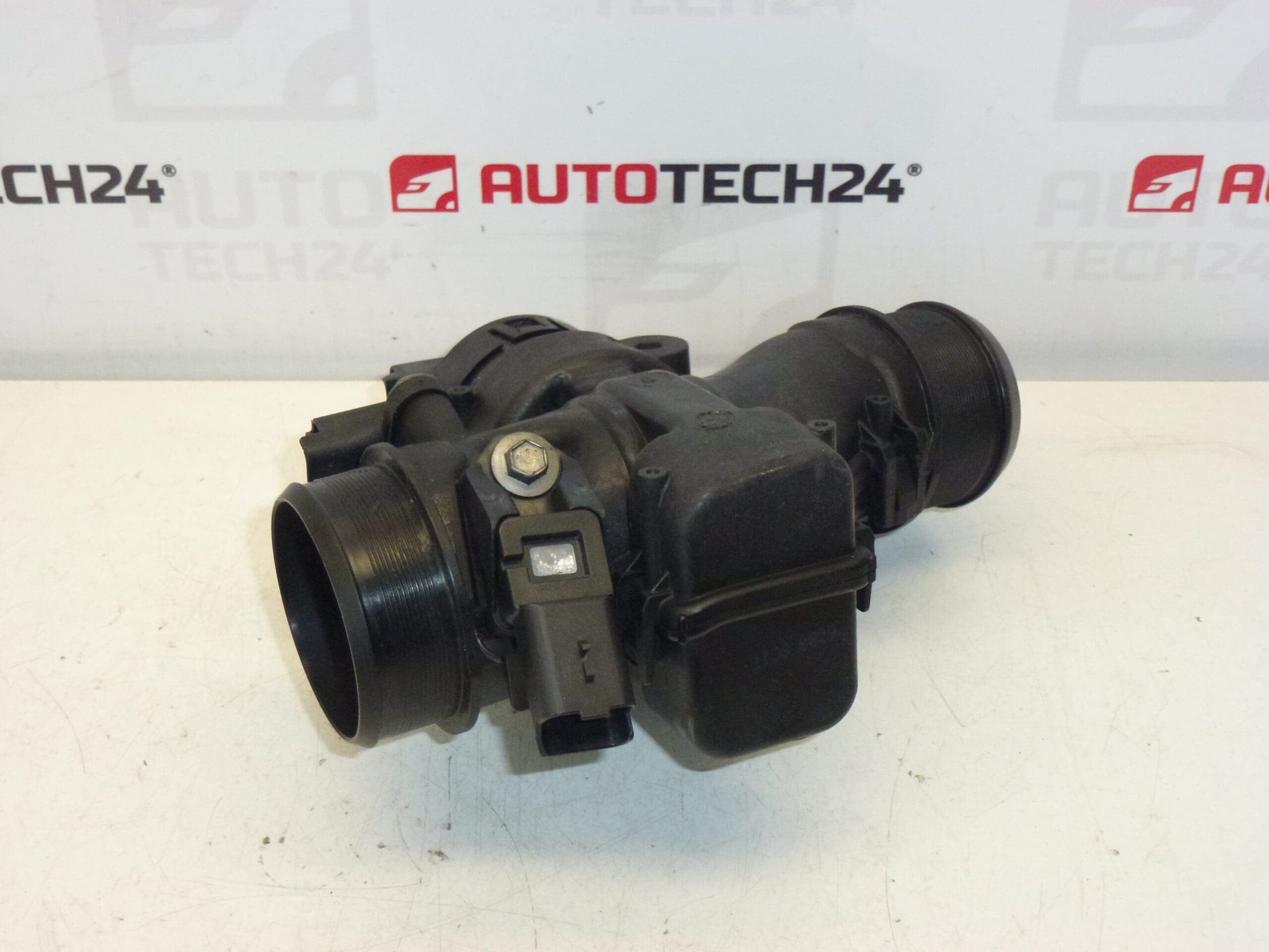 Boitier papillon 1.6 HDI Citroën Peugeot 9660030380 0345E3 | CM Pièces ...